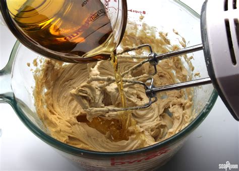 Whipped Amber Bronzing Butter Teach Soap