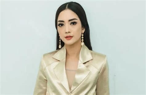 7 Artis Berani Umbar Urusan Ranjang Ada Yang Cerita Pengalaman Memalukan