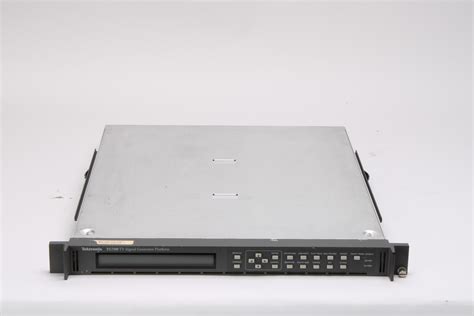 Tektronix Tg700 Tv Signal Generator Platform W Agl7 Atg7 Hdvg7 Dvg Ntc Tech