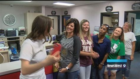 Local Organization Surprises Misd Teacher With Classroom Ts