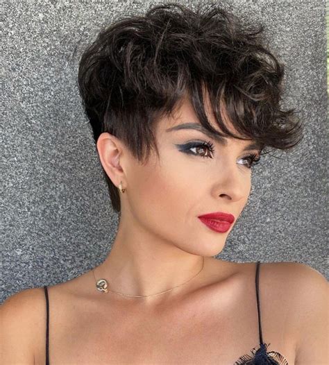 28 Layered Pixie Haircut Ideas Full Of Style And Allure Short Thin