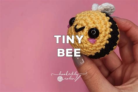 Amigurumi Tiny Bee [free Video Tutorial And Written Pattern ] — Hooked By Robin