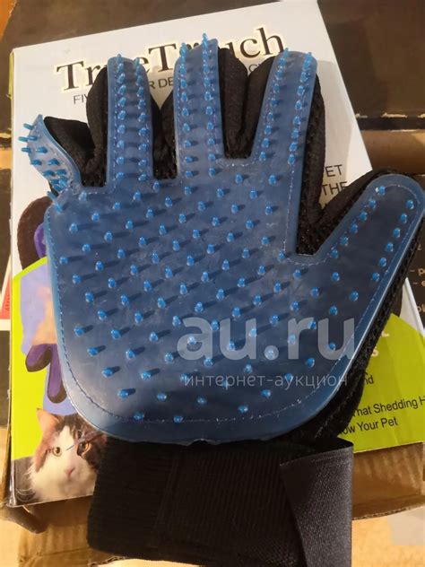 Перчатка для вычесывания — купить в Красноярске Состояние Б у Аксессуары для груминга на