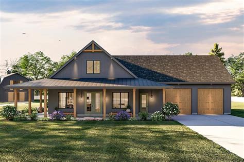 3 Bedroom Barndominium Style Farmhouse With 1 008 Sq Ft 3 Car Garage