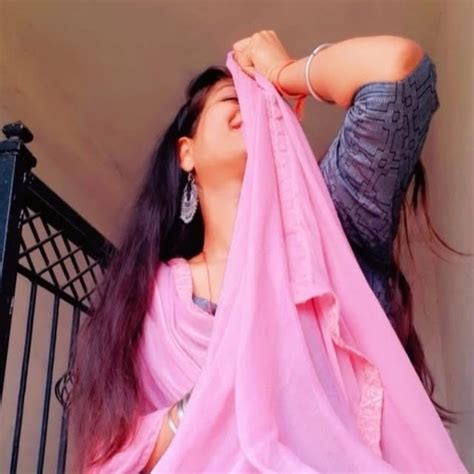 👑~𝑹𝒊𝒕𝒖 𝒌𝒖𝒔𝒉𝒘𝒂𝒉 ‿ 💫🌺 Missritu45 • Threads Say More