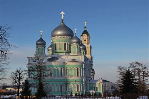 Фото Дивеево. Свято-Троицкий собор в городе Дивеево