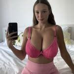 Milkyamandaa Instagram Onlyfans Creator Profile On Akaseek