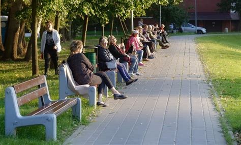 1 октомври Международен ден на възрастните хора Инвитро България