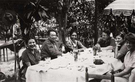 First Impressions Of Frida What These Personal Photos Reveal About An