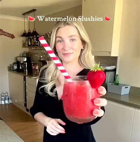 Reply To Jaydowebiwabo How It Became Flexible 😂😳 Comment What Candy