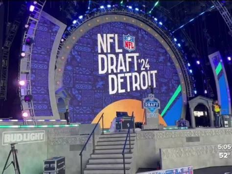 What Does The Nfl Draft Stage Look Like With Final Preparations