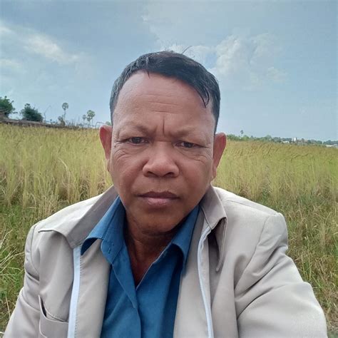 ឡុង ស្រេង