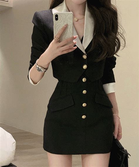 당일출고 카라 배색 금장 단추 크롭 트위드 자켓 스커트 투피스 셋업 세트 에이블리