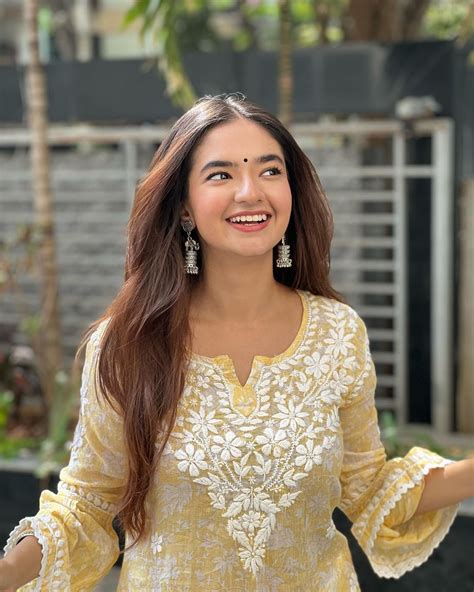 Anushka Sen Hot Hd Photos Download Gmimages