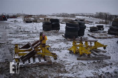 Tractor Splitting Stand Online Auctions