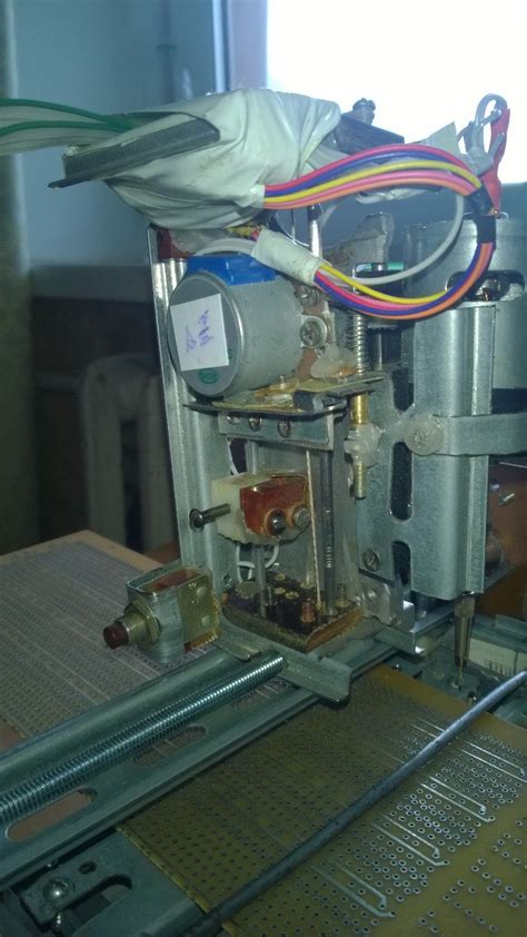 Полуавтоматический сверлильный комплекс для печатных плат на Arduino и