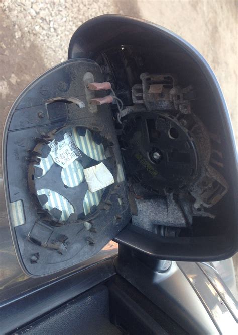 Замена повторителя поворота — Skoda Octavia A5 Mk2, 1,4 л, 2012 года ...