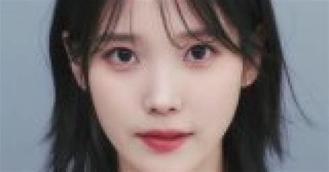 가수 아이유 데뷔 16주년 맞아 영아원 등에 2억2500만원 기부 영아원 등에 2억2500만원 기부