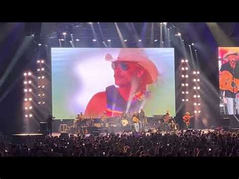 Alan Jackson Chattahoochee Live Youtube