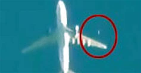 동영상 여객기 근접 Ufo 포착 비행기보다 빠른 물체