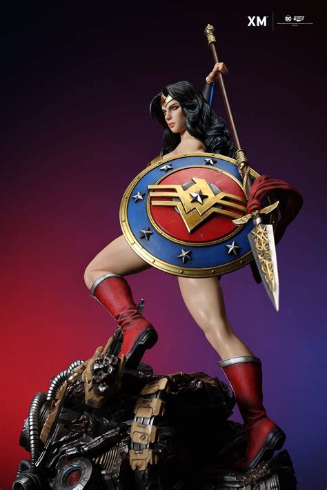 Xm Studios Wonder Woman Classic 14 Scale
