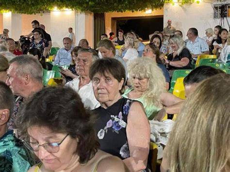 Вижте Румен Радев и съпругата му Десислава на опера във Варна след Рожен Хай Клуб