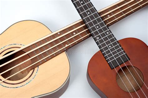 Four String Bass Ukulele With Wooden Body And Built In Tuner And Pickup