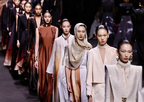 China Fashion Week Features 2024 Spring Summer Collection Asia News