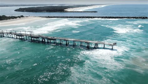 Surf The Spit Surf Holidays And Vacations Yeeew