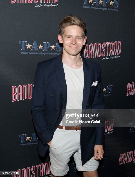 Andrew Keenan Bolger Photos And Premium High Res Pictures Getty Images
