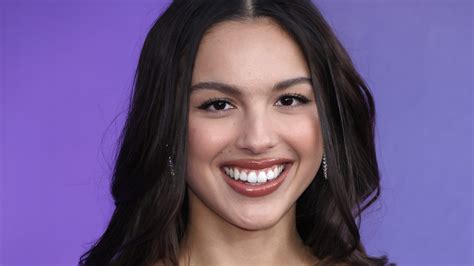 Olivia Rodrigo Dazzles In Brilliant Red String Bikini