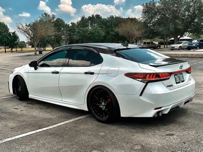 2022 Toyota Camry Xse With 19x95 Esr Cs11 And Bridgestone 235x40 On