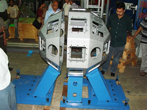 Indian National Gamma Array Inter University Accelerator Centre Iuac