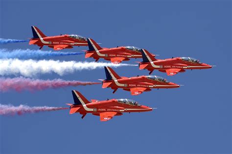The Red Arrows Over RAF Akrotiri Jmodels Net