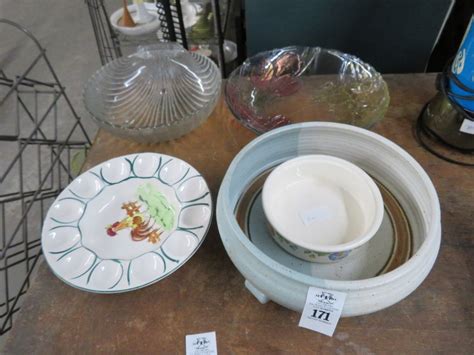 Art Glass Seashell Devil Egg Dishes 5
