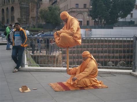 «სამთავრობო გადატრიალებათა ტრიუმფალური სვლა გრძელდება Гамцемлидзе Давид Davit Gamcemlidze