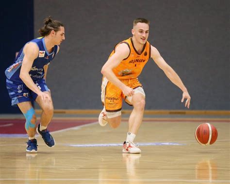 Tageblatt Lu Basketball Pokalbegegnung Zwischen Heffingen Und