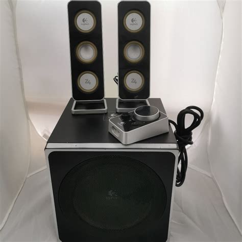 Pre Owned Logitech Z4 2 1 Own4less