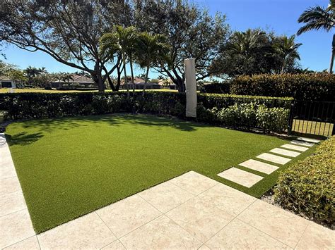 Pup Grass Introducing The Pup Lawn™ Patio Kit Kit Includes • Pup Grass® Precut Roll • Pup
