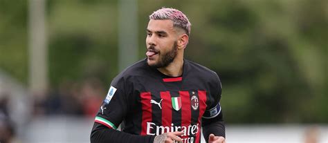 Erik Ten Hag Wants Manchester United To Bring In Attack Minded Theo