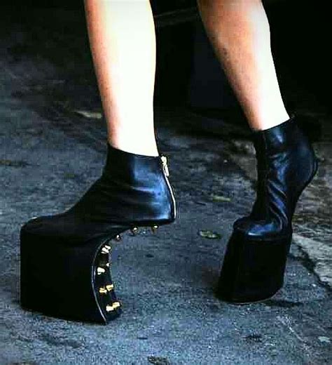 Lady Gaga Spotted Once Again Wearing Amazing Heelless Platform Shoes By