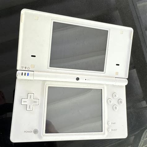 Nintendo Dsi Ds Handheld Game Console White With Camera For Parts Or