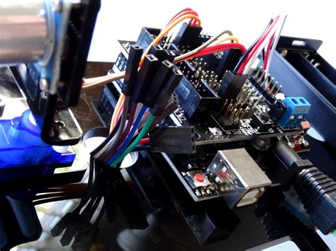 Mitov Software Assembling Elegoo Smart Robot Car Kit Step 5 Connecting It All Together