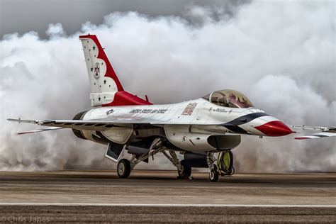 U S A F Thunderbirds F 16 Fighting Falcon Fighter Army Jet