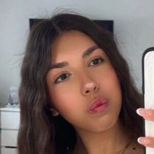 16 Year Old Tiktok Stars Famous Birthdays