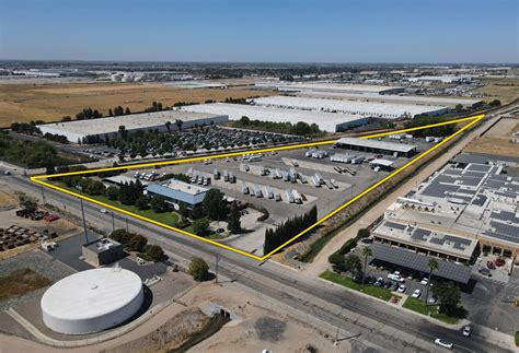 2577 W Yosemite Ave Manteca Ca 95337 Bldg 2 Gardner Trucking