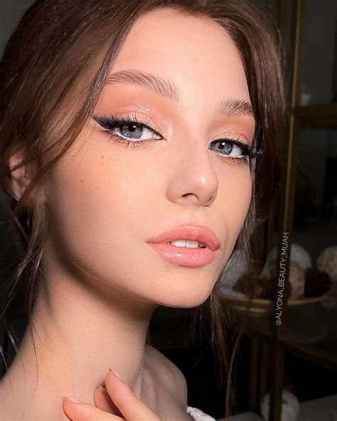 Wedding Makeup Ideas For Blue Eyes 40 Looks [2025 Guide] Gaya