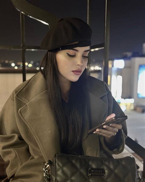 ‎مونا مسیــحا 🎙️‎ ‎یهو خدا ی دری رو برات باز میکنه که اصن اون درو