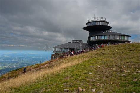 High Mountain Meteorological Observatory Tourists On Top Of Snezhka