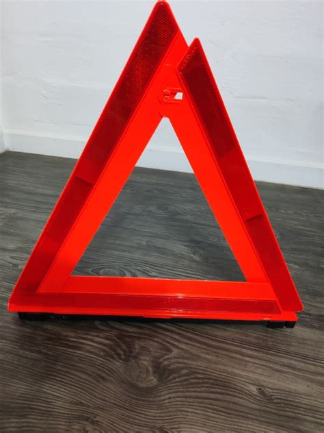 Breakdown Sign From Lexus Is250 Car Accessories Accessories On Carousell